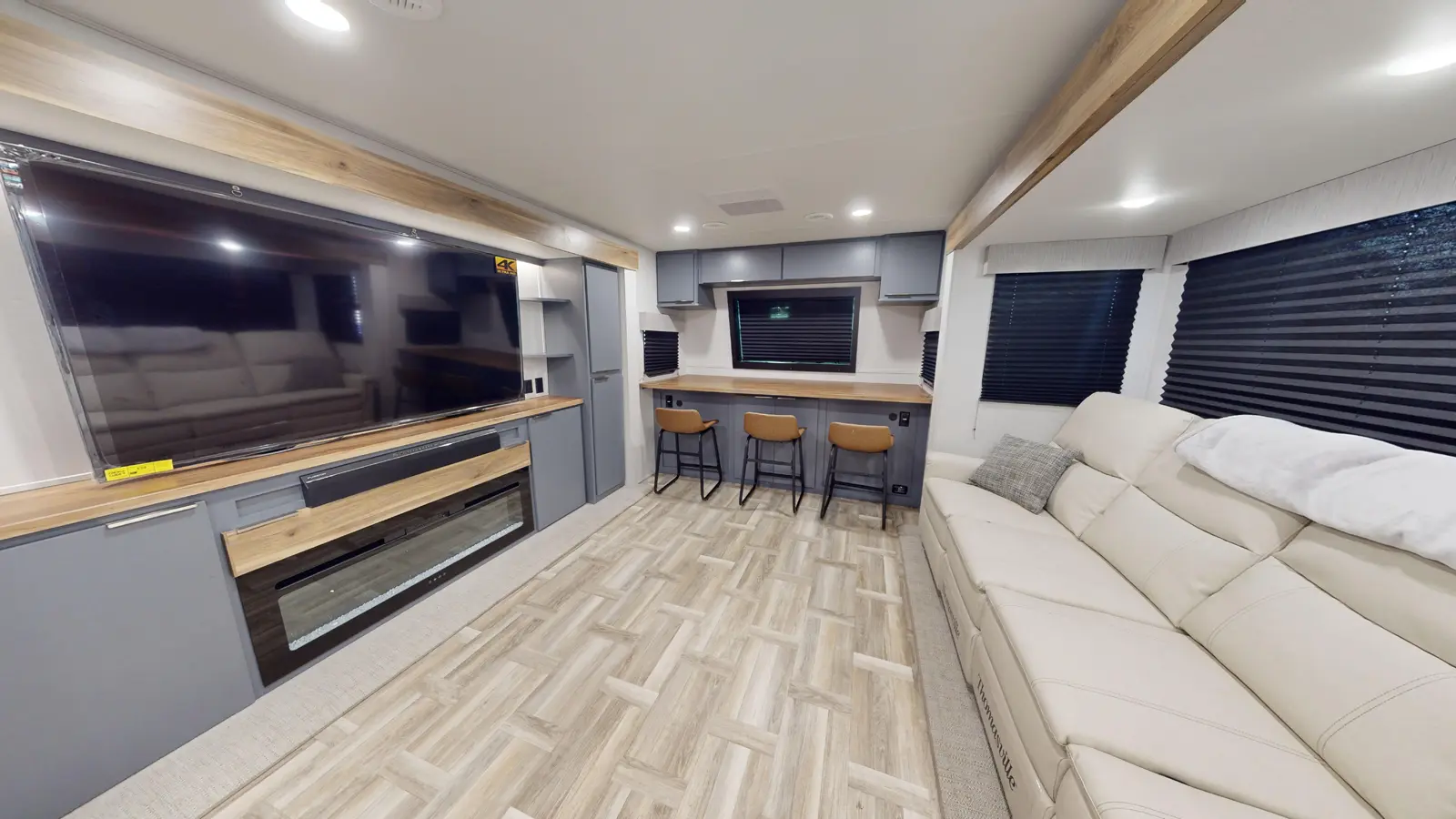 LaCrosse Travel Trailers - Prime Time RV