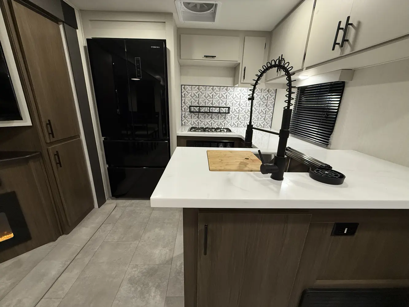 2026 LaCrosse 3411RK Floorplan - Prime Time RV