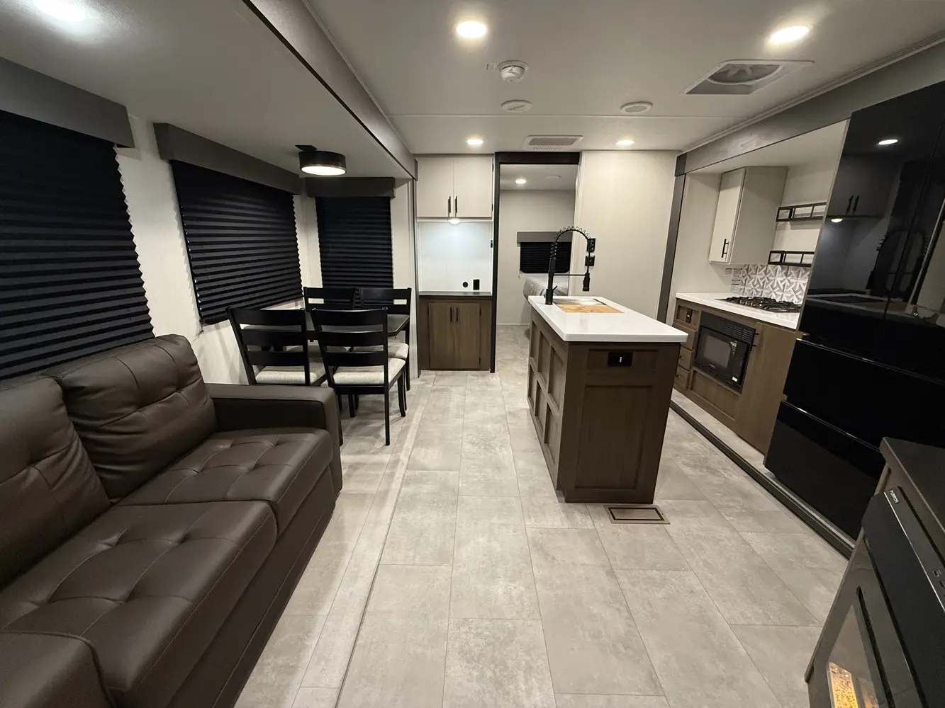 LaCrosse Travel Trailers - Prime Time RV
